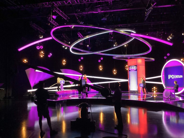 Pointless - Daytime Quiz Show for BBC1 - Versa Studios